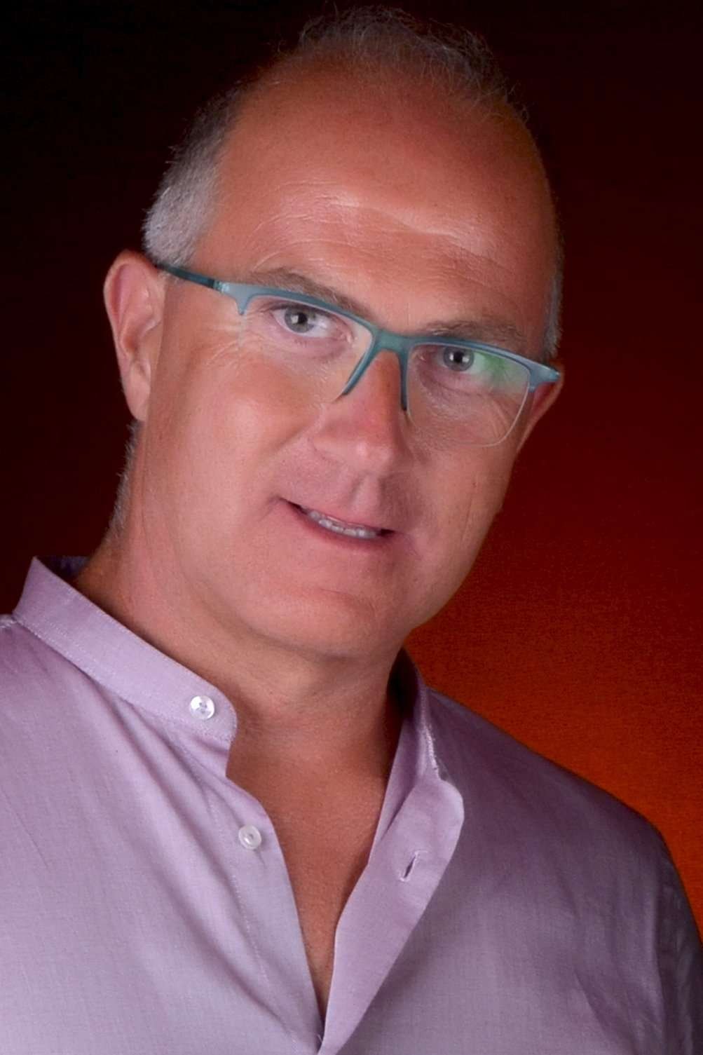 DARIO CANIL - CENTRO DI LUCE MANA